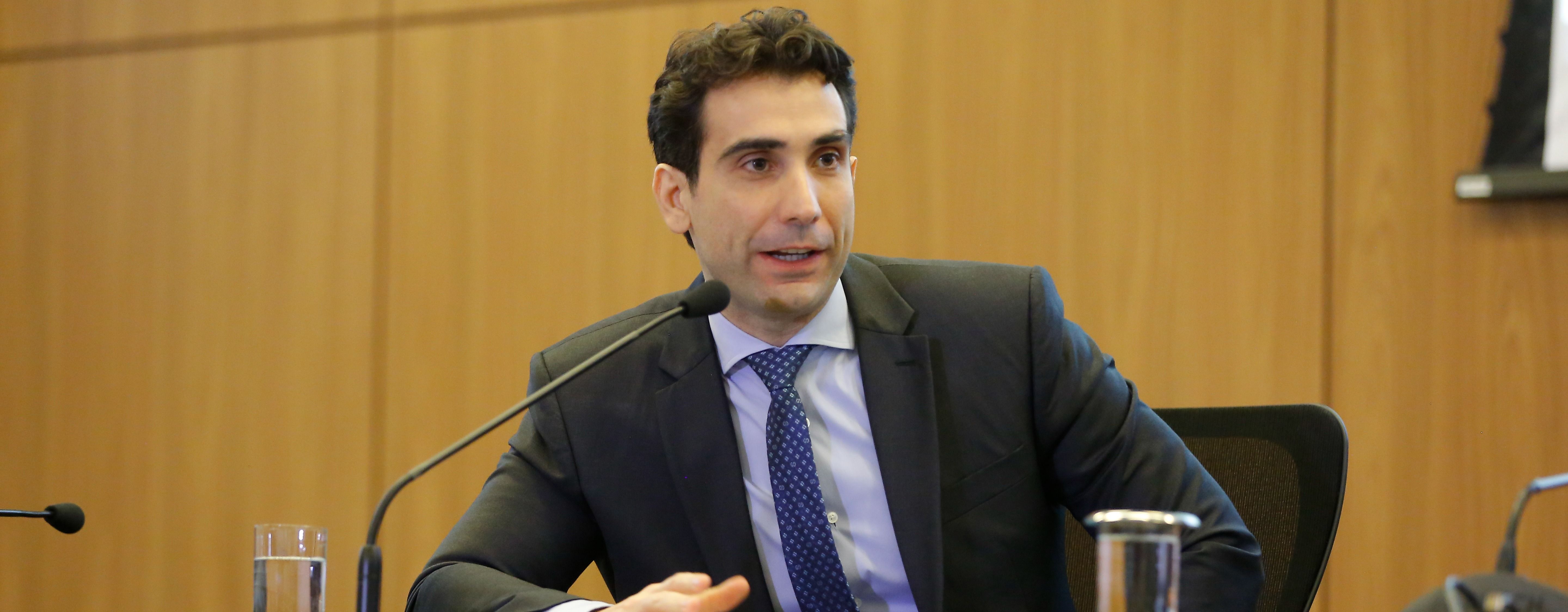 MNI BRIEF: Policy To Remain Restrictive Longer - ...- 09-29-2025 | MNI